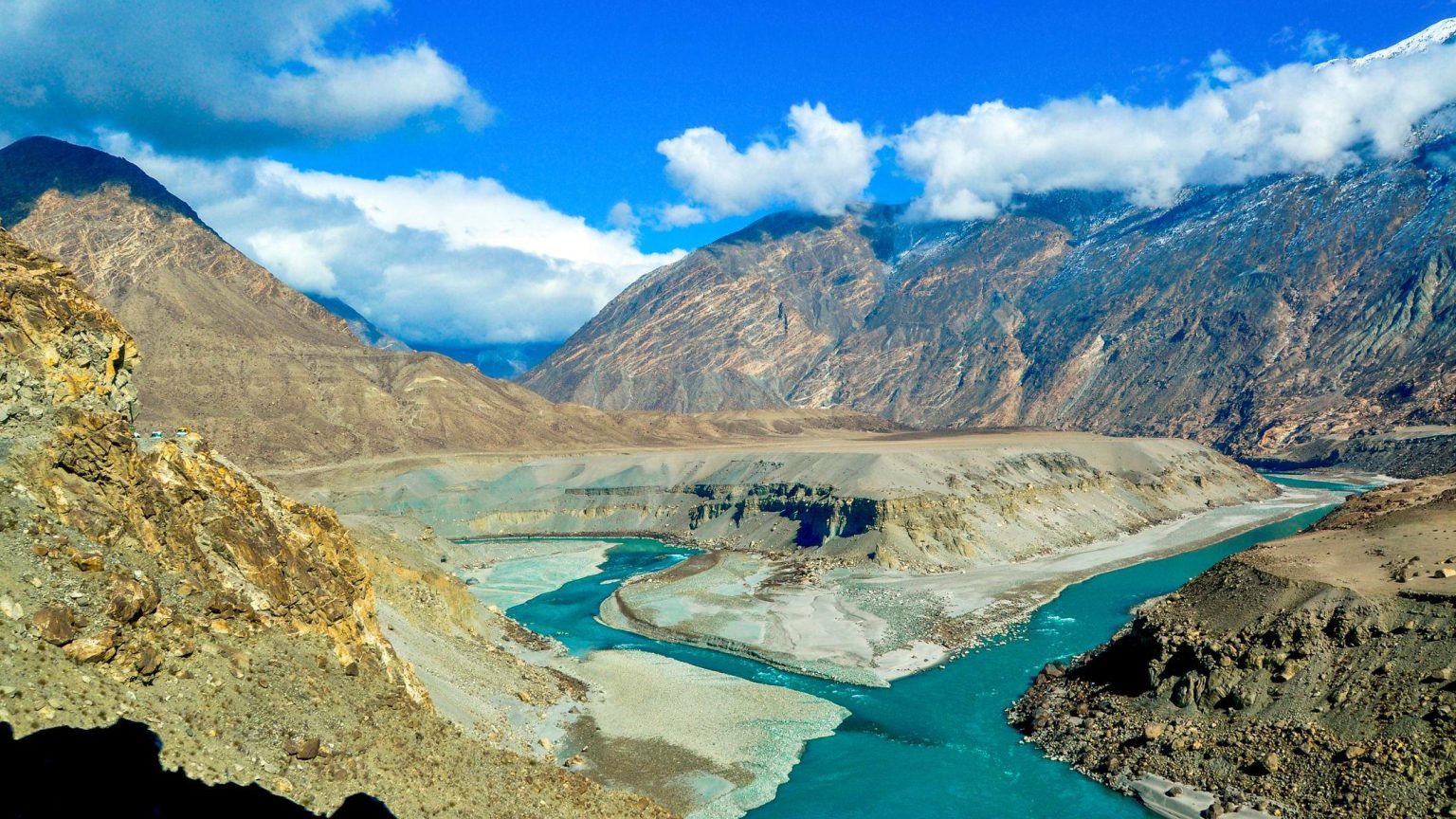 Pakistan warns India pursuing 17 projects to alter Indus River system ...